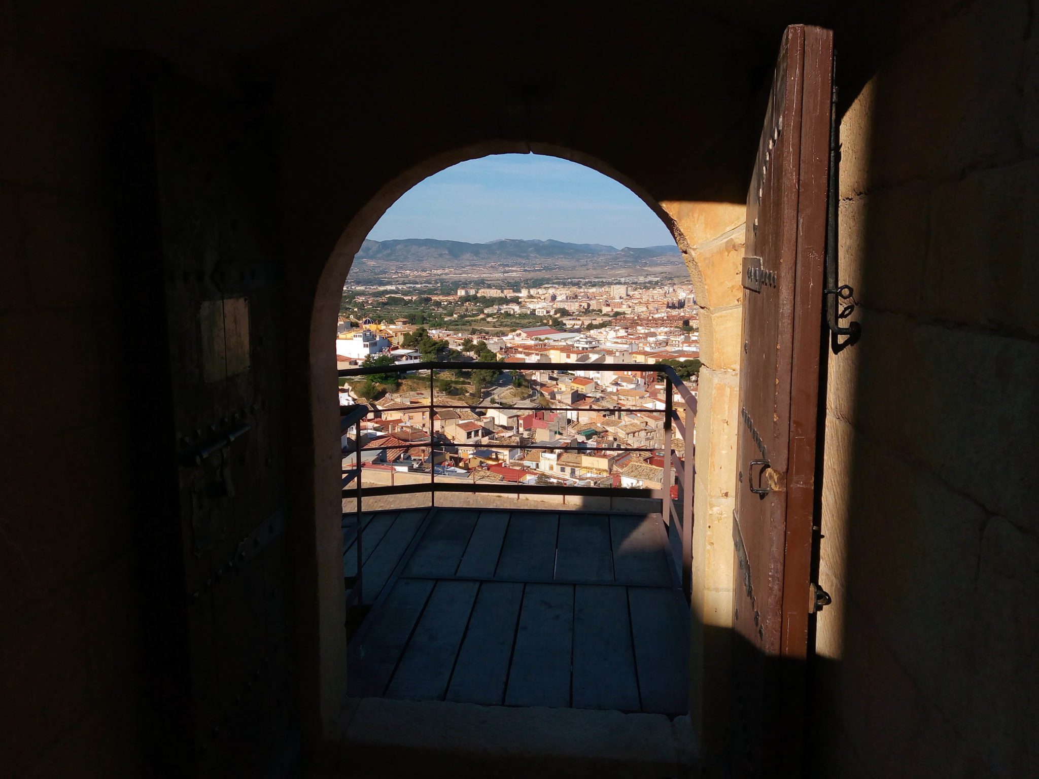 Petrer reabre el castillo y las casas-cueva este fin de semana con ...